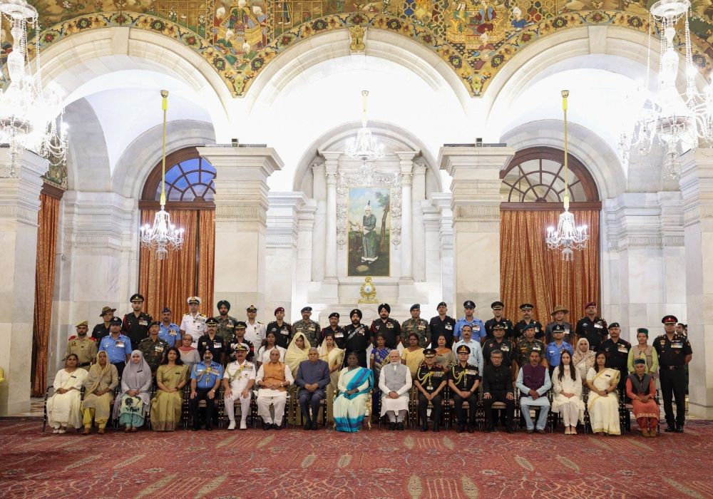 India Salutes Its Heroes With Esteemed ‘Chakra’ Awards